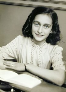 DE AUTORA A SÍMBOLO: EL IMPACTO GLOBAL DEL DIARIO DE ANA FRANK ...