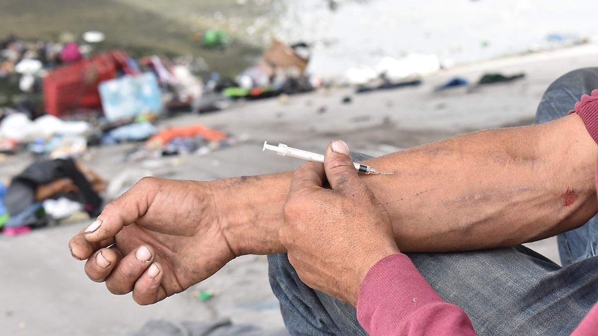 "LA DROGA ZOMBIE" ATACA A MÉXICO - Enfasis Comunicaciones